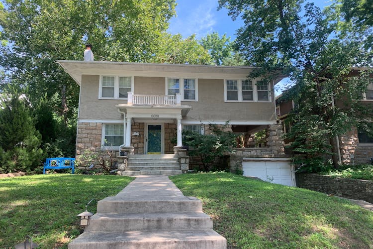 6029 Brookside Blvd, Kansas City, MO 64113, Jackson County | Auction.com