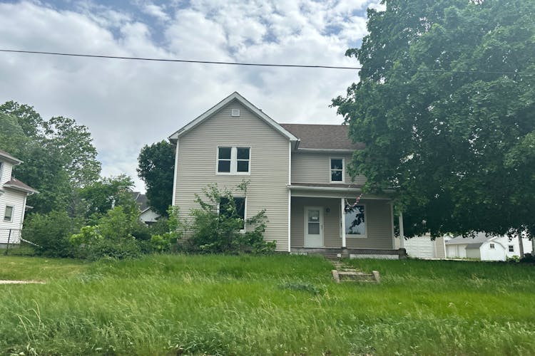 207 E Jayne St, Lone Tree, IA 52755, Johnson County | Auction.com