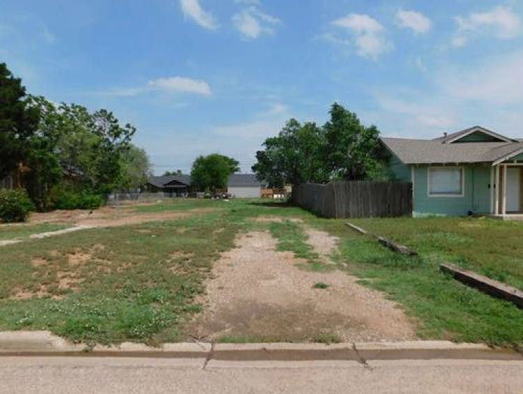 602 Portland St, Plainview, TX 79072, Hale County | Auction.com