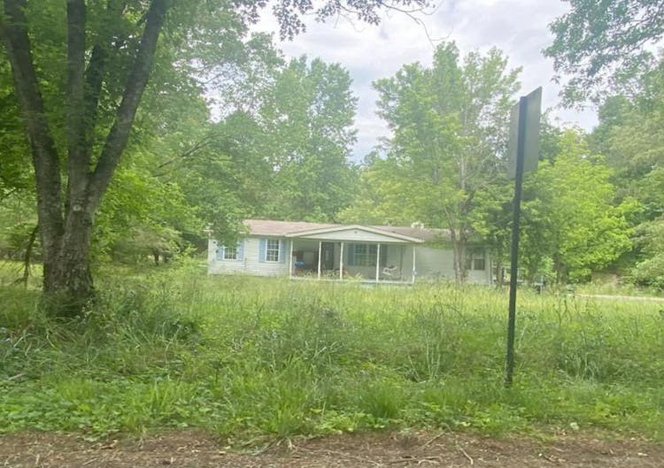 1255 Saylor Cir, Arab, AL 35016, Marshall County | Auction.com