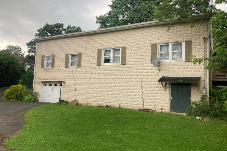 102 Bowen Rd, Mc Donald, PA 15057, Washington County | Auction.com