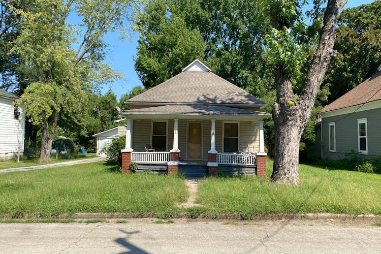 518 N 6th St., Neodesha, KS 66757, Wilson County | Auction.com