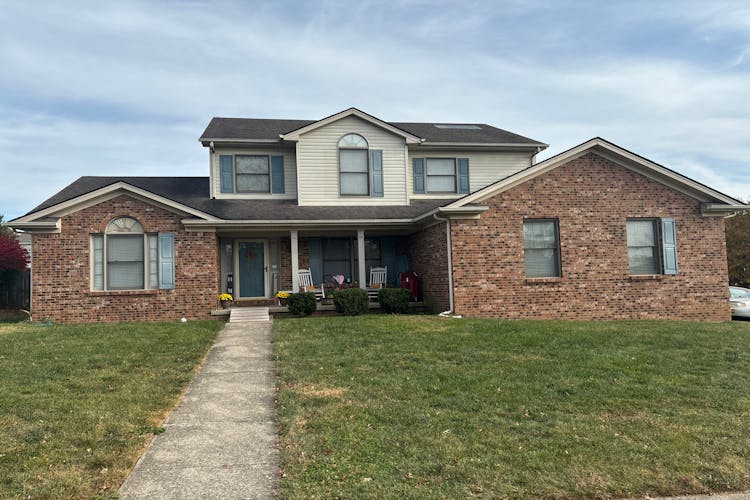 201 Dundee Court, Versailles, KY 40383, Woodford County | Auction.com
