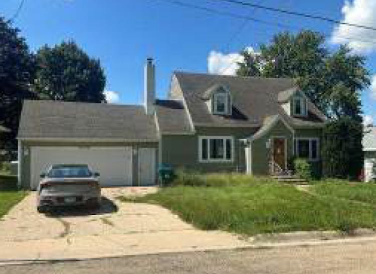 107 N Thomas Ave, Polo, IL 61064, Ogle County | Auction.com