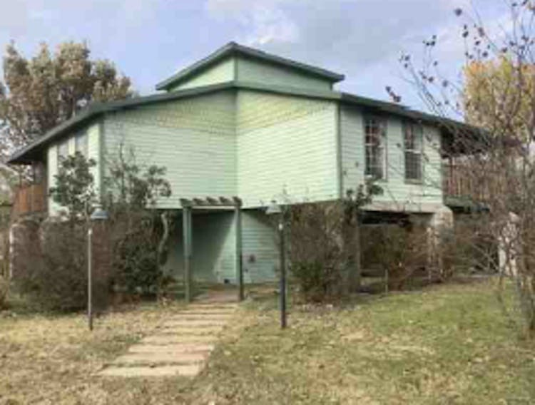2150 Harris St, Gainesville, TX 76240, Cooke County | Auction.com