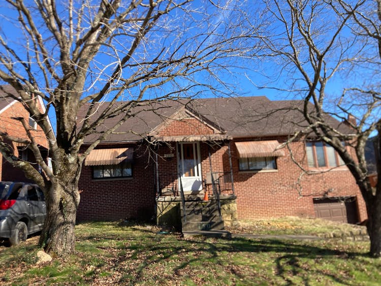 150 Greenoak Drive, Huntington, WV 25705, Cabell County | Auction.com