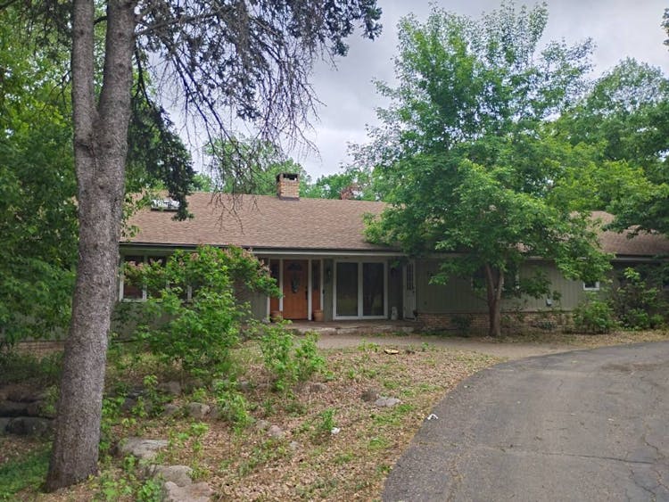 75 Birch Bluff Road, Excelsior, MN 55331, Hennepin County | Auction.com