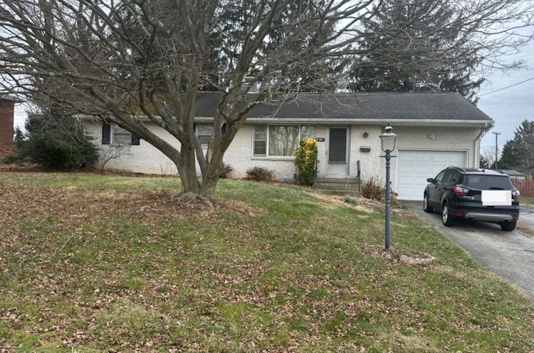 34 Woodland Dr, York, PA 17407, York County | Auction.com