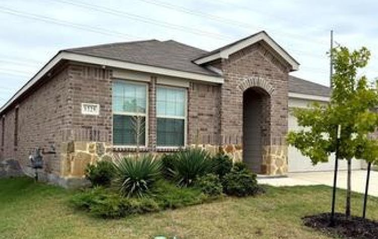1225 Briar Hill Drive, Denton, TX 76207, Denton County | Auction.com
