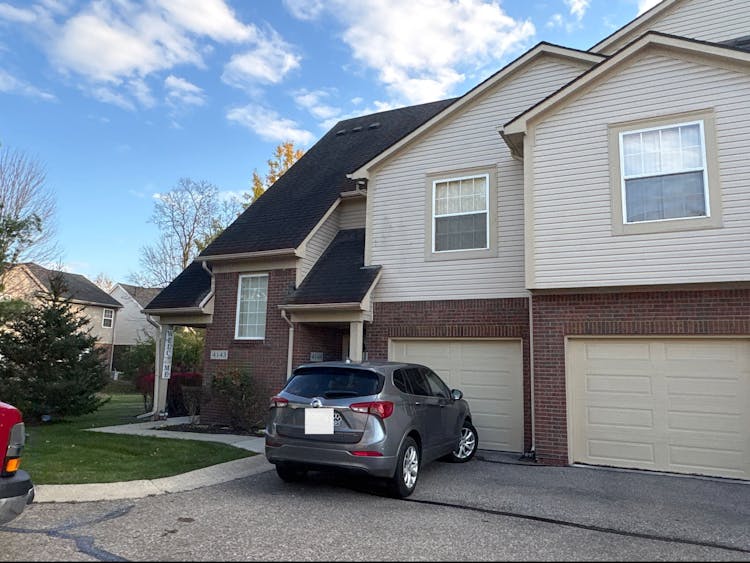 4149 Cornerstone Dr 195, Canton, MI 48188, Wayne County | Auction.com