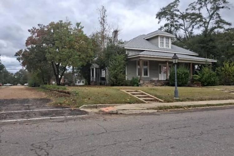 311 N Main St, Gordo, AL 35466, Pickens County | Auction.com