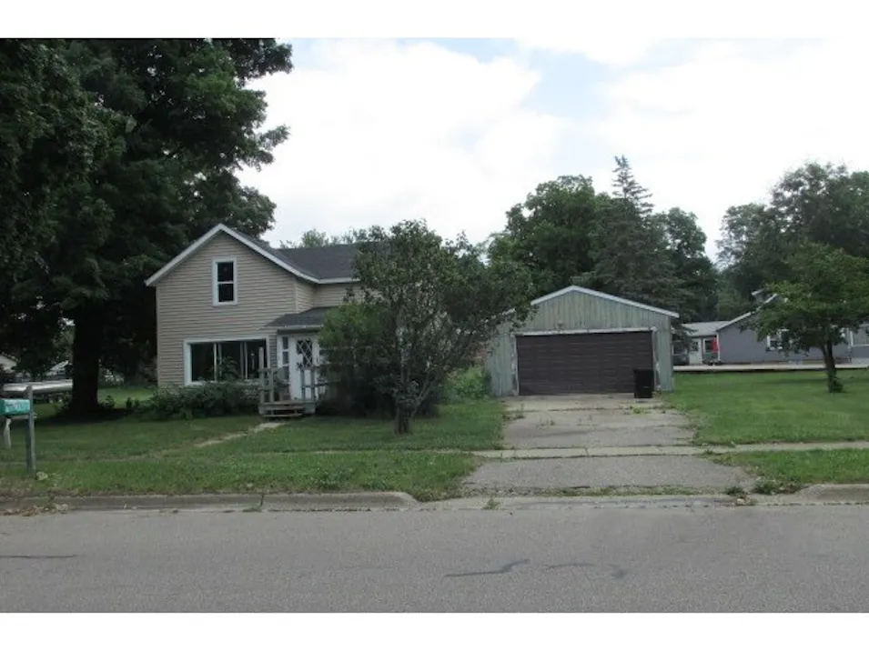 204 N Sherwood Ave, Plainwell, MI 49080, Allegan County | Auction.com