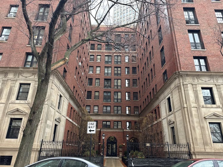 400 W. Deming Pl Unit 5k, Chicago, IL 60614, Cook County | Auction.com