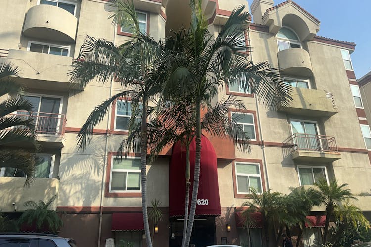 620 S Gramercy Pl Apt 135, Los Angeles, CA 90005, Los Angeles County ...