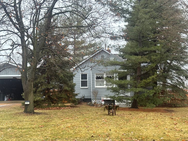 29802 Munro St, Gibraltar, MI 48173, Wayne County | Auction.com