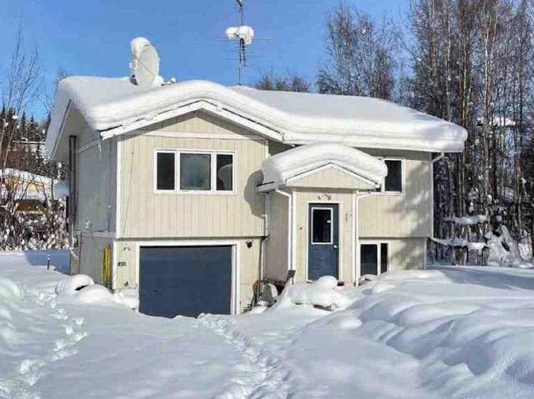1400 Holmes Rd North Pole Ak 99705 Usa