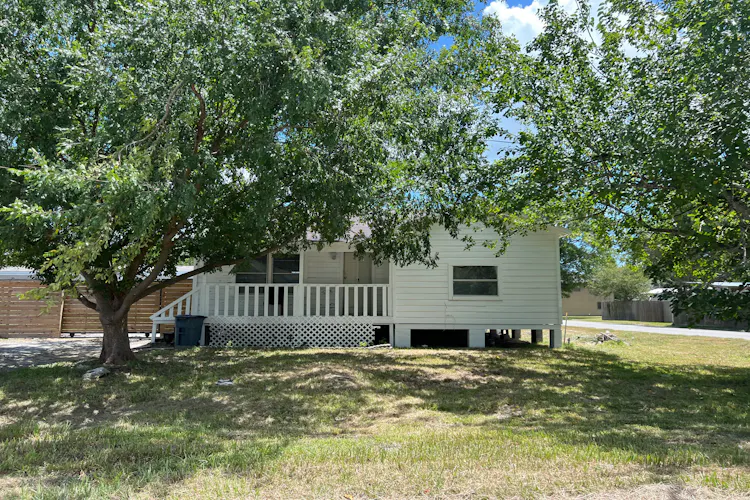 4619 18th Street, Bacliff, TX 77518, Galveston County | Auction.com