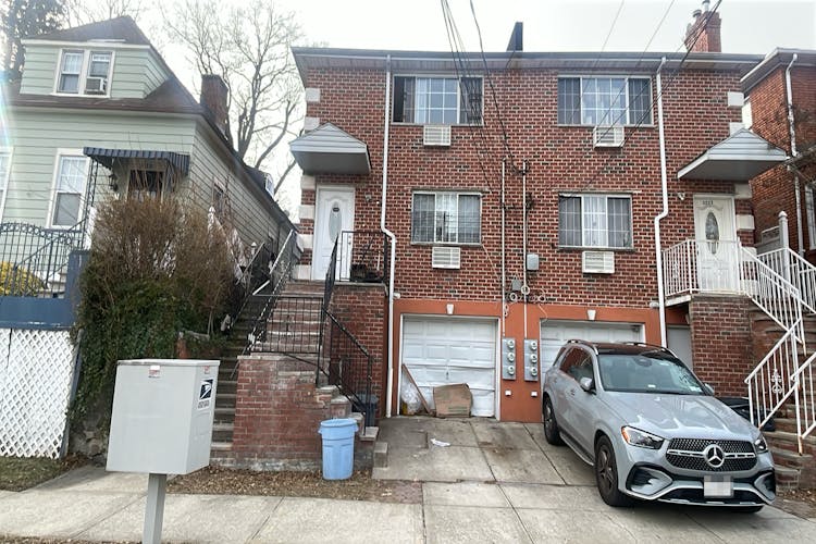 3021 Kingsland Avenue, Baychester, NY 10469, Bronx County | Auction.com